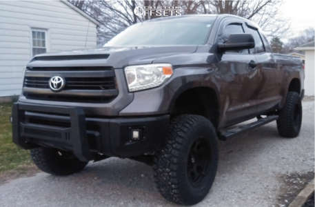 Fury Offroad Country Hunter RT 35x12.50R18LT | RT35125018A | Custom Offsets