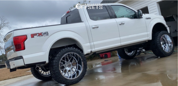 2020 Ford F-150 with 24x14 -76 Moto Metal Mo986 and 37/13.5R24 Nitto ...