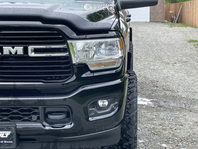 2021 Ram 2500 with 20x10 -24 Fast HD Knuckle and 35/12.5R20 Fuel ...