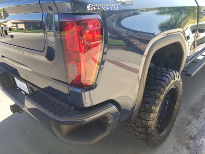 2021 GMC Sierra 1500 with 20x10 -18 XD Xd857 and 35/12.5R20 Landspider ...