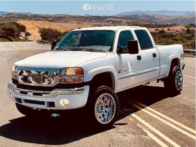 2004 GMC Sierra 2500 HD with 20x12 -44 Vision Rocker and 33/12.5R20 ...