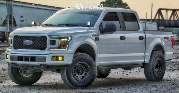 2018 Ford F-150 with 17x8.5 0 Method Mr305 and 35/12.5R17 Toyo Tires ...