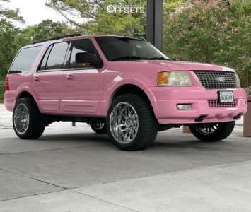 2005 Ford Expedition with 22x12 -44 TIS 544C and 33/12.5R22 Radar ...