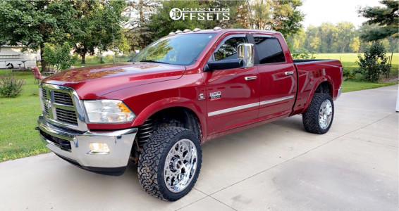 2012 Ram 2500 with 22x10 -19 Vision Rocker 412 and 33/12.5R22 Venom ...