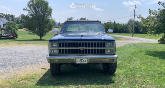 1982 Chevrolet K20 with 16x8 0 Pro Comp 69 and 32/8.5R16 Mickey ...