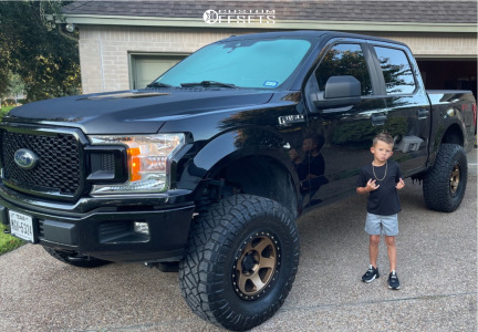 2019 Ford F-150 with 17x8.5 0 Method Con6 and 35/12.5R17 Nitto Ridge ...