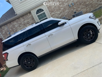 2018 Ford Expedition with 22x10 10 Gear Off-Road Ratio and 285/55R22 ...