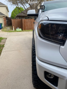 2020 Toyota Tundra with 18x9 12 Vision Creep and 35/12.5R18 Kenda ...