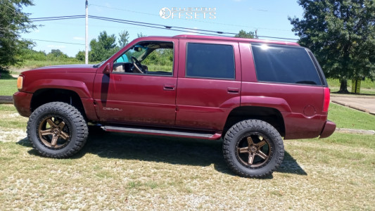 1998 GMC Yukon with 20x10 -18 Fuel Kicker and 35/12.5R20 Falken ...