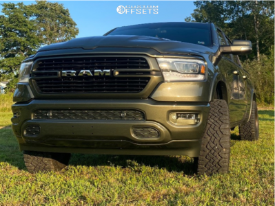 2020 Ram 1500 with 20x10 -18 Fuel Tech and 33/12.5R20 Goodyear Wrangler ...