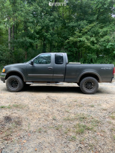 2002 Ford F-150 with 17x9 0 G-FX Tr12 and 285/70R17 BFGoodrich Mud ...