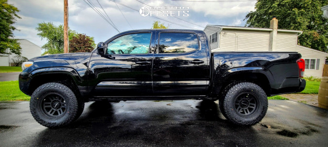 2021 Toyota Tacoma with 16x8 0 Vision Manx 2 Overland and 265/75R16 ...