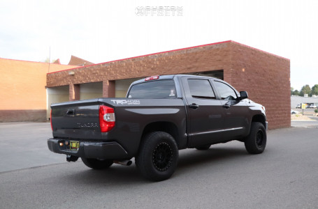 2018 Toyota Tundra with 18x9 -0 Method Mr305 and 295/70R18 Nitto Terra ...