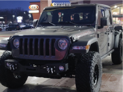 2020 Jeep Gladiator with 17x8.5 12 Method Mr305 and 35/12.5R17 Nitto ...