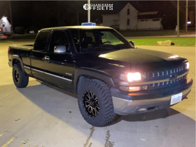 2001 Chevrolet Silverado 1500 Wheel Offset Aggressive > 1" Outside ...