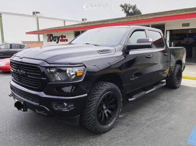 2019 Ram 1500 with 20x9 1 Fuel Tactic and 33/12.5R20 Fuel Gripper Mt ...