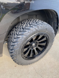 2019 Ram 1500 with 20x9 1 Fuel Tactic and 33/12.5R20 Fuel Gripper Mt ...