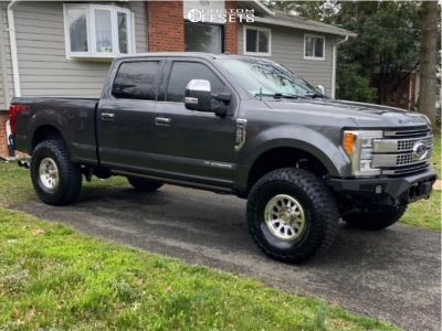 2017 Ford F-250 Super Duty with 17x8.5 4.75 Method Double Standard and ...