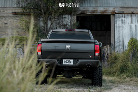 2017 Ram 1500 with 22x12 -51 ARKON OFF-ROAD DaVinci and 35/12.5R22 Fury ...