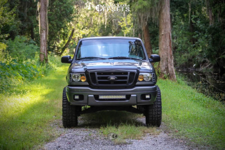 2004 Ford Ranger with 16x8 0 Vision Turbine and 31/10.5R16 Federal ...
