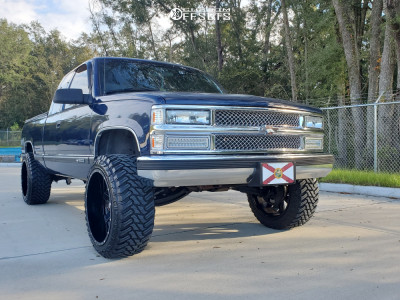 1996 Chevrolet C1500 with 22x12 -50 Ballistic Rage and 33/12.5R22 ...