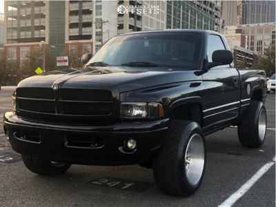 2001 Dodge Ram 1500 with 20x12 -44 V-Rock Anvil and 305/50R20 Nitto ...
