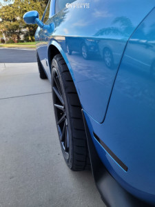 2016 Dodge Challenger with 20x10 13 Ferrada FR4 and 255/35R20 Nitto ...