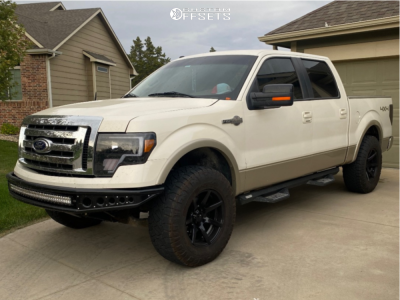2009 Ford F-150 with 18x9.5 -5 V-Rock Extractor and 35/11.5R18 Nitto ...
