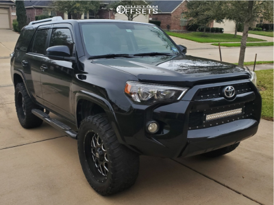 2015 Toyota 4Runner with 20x10 -24 XD Xd820 and 305/55R20 Mastercraft ...