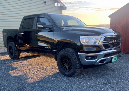 2019 Ram 1500 with 18x9 0 KMC Km542 and 33/11.5R18 Milestar Patagonia M ...