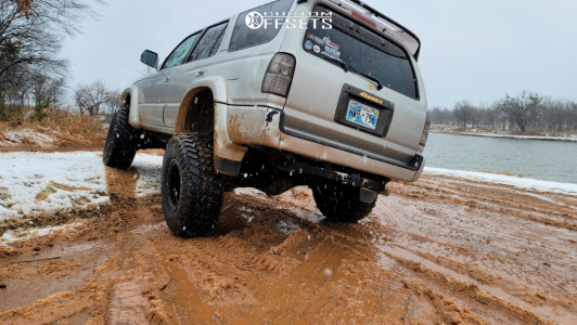 2000 Toyota 4Runner with 16x10 -44 Pro Comp Series 252 and 315/75R16 ...