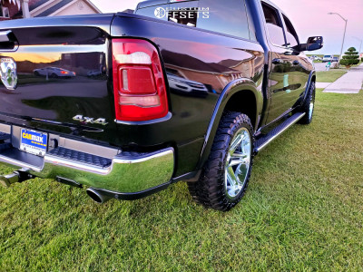 2019 Ram 1500 with 22x10 -19 Vision Razor and 33/12.5R22 Atturo Trail ...