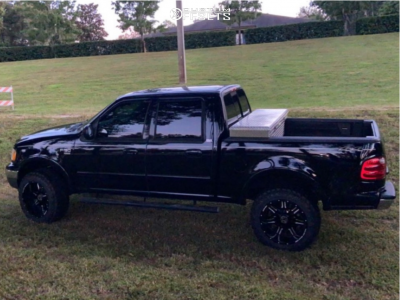 2001 Ford F-150 Wheel Offset Aggressive > 1" Outside Fender Stock ...