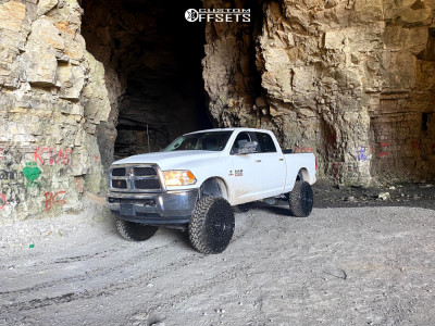 2018 Ram 2500 with 17x8.5 0 Method Nv and 37/13.5R17 Toyo Tires Open ...