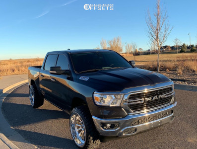 2019 Ram 1500 with 24x12 -44 KG1 Forged Victor and 33/12.5R24 Fury ...