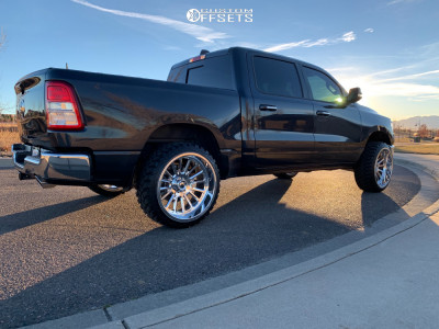 2019 Ram 1500 with 24x12 -44 KG1 Forged Victor and 33/12.5R24 Fury ...