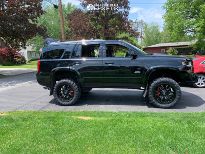 2018 Chevrolet Tahoe with 22x9.5 19 Fuel Sledge D595 and 35/12.5R22 ...