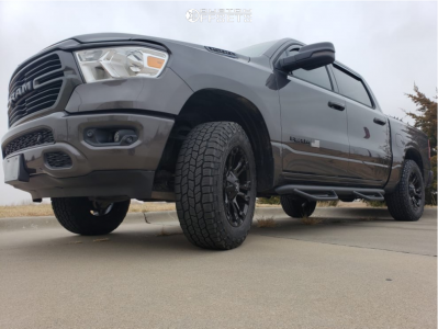 2021 Ram 1500 with 20x9 1 Fuel Vapor and 285/60R20 Cooper Discoverer ...