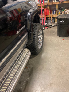 2001 Chevrolet Silverado 2500 HD with 20x10.5 -30 Fuel Contra D614 and ...