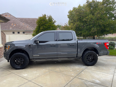 2021 Ford F-150 with 20x9 20 Fuel Tech and 295/60R20 Nitto Ridge ...