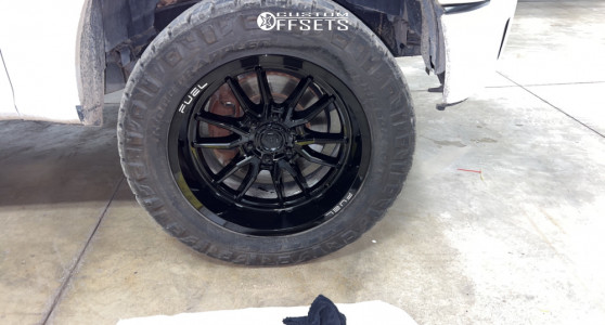 2017 Ford F-150 with 20x10 -18 Fuel Clash and 33/12.5R20 Nitto Ridge ...