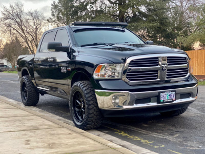 2013 Ram 1500 with 20x10 -19 Hostile Vulcan and 33/12.5R20 Nexen ...