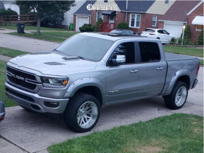 2021 Ram 1500 with 22x12 -44 Axe Offroad Ax6.1 and 33/12.5R22 Renegade ...