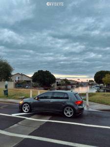 2019 Volkswagen Golf R with 18x9 35 Kansei Knp and 235/40R18 Pirelli ...
