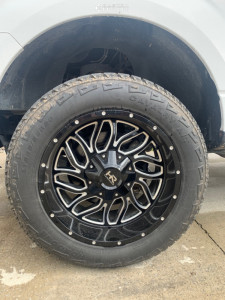 2014 Ford F-150 with 20x10 -19 Hardrock Destroyer and 33/11.5R20 Toyo ...