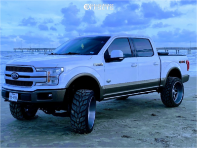 2018 Ford F-150 with 24x12 -44 Fuel Triton and 35/12.5R24 Federal ...