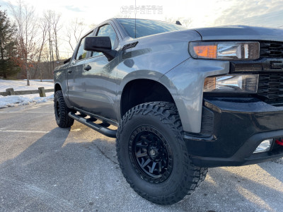 2020 Chevrolet Silverado 1500 with 18x9 -12 Fuel Covert and 35/12.5R18 ...