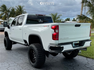 2020 Chevrolet Silverado 3500 HD with 22x12 -44 Fuel Saber and 37/13 ...