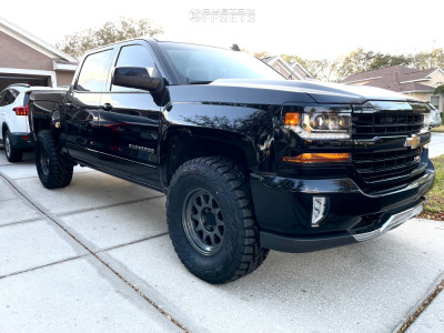 2018 Chevrolet Silverado 1500 with 17x8.5 -0 Method Mr316 and 35/12 ...