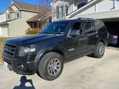 Shop Ford Expedition Wheels | Aftermarket Wheels & Rims For Ford ...